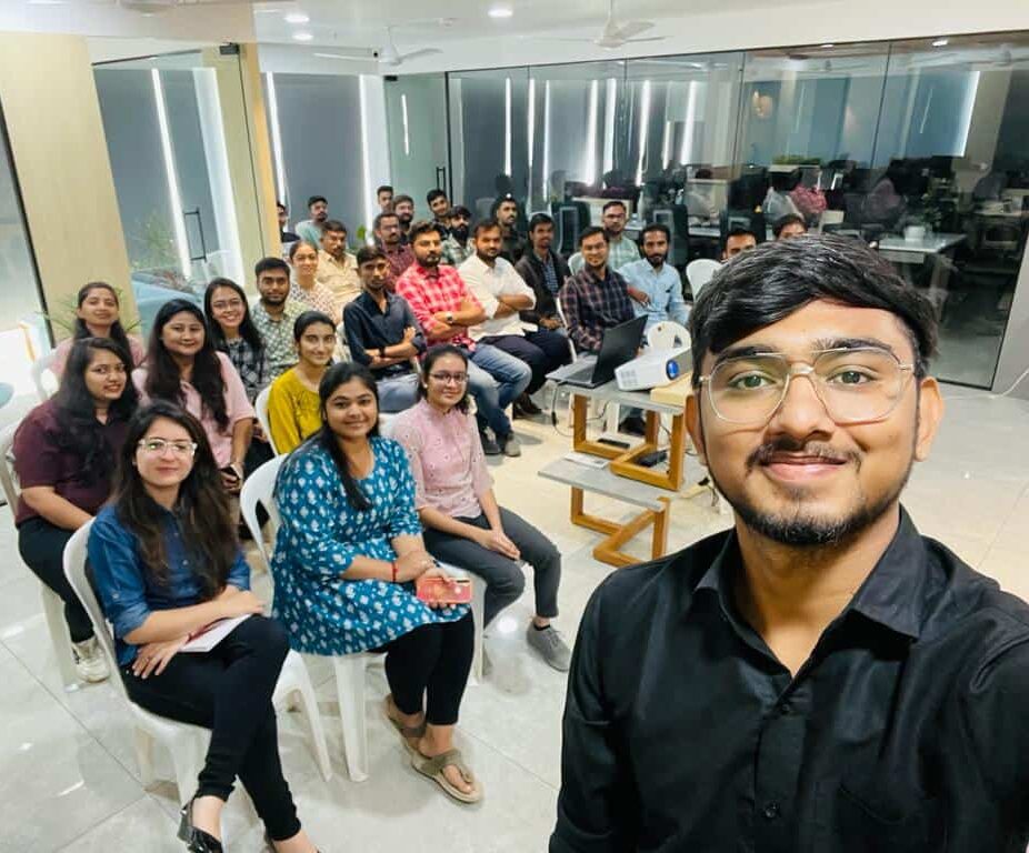 First Ever Digital Marketing Meetup In Bhavnagar By Meetanshi